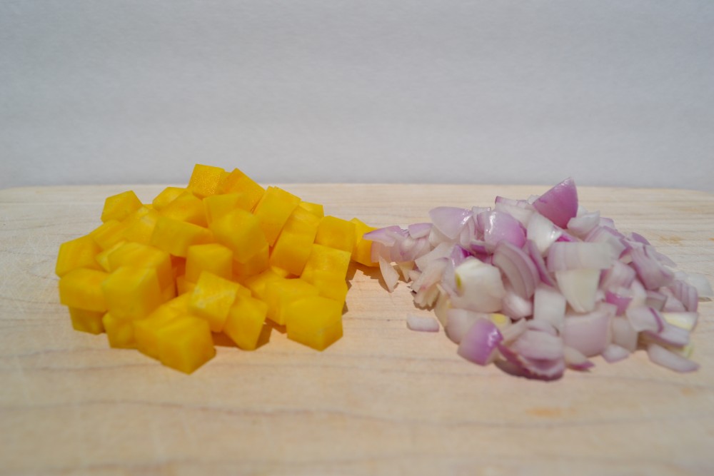 beet_gold_dice – gina bean pixels